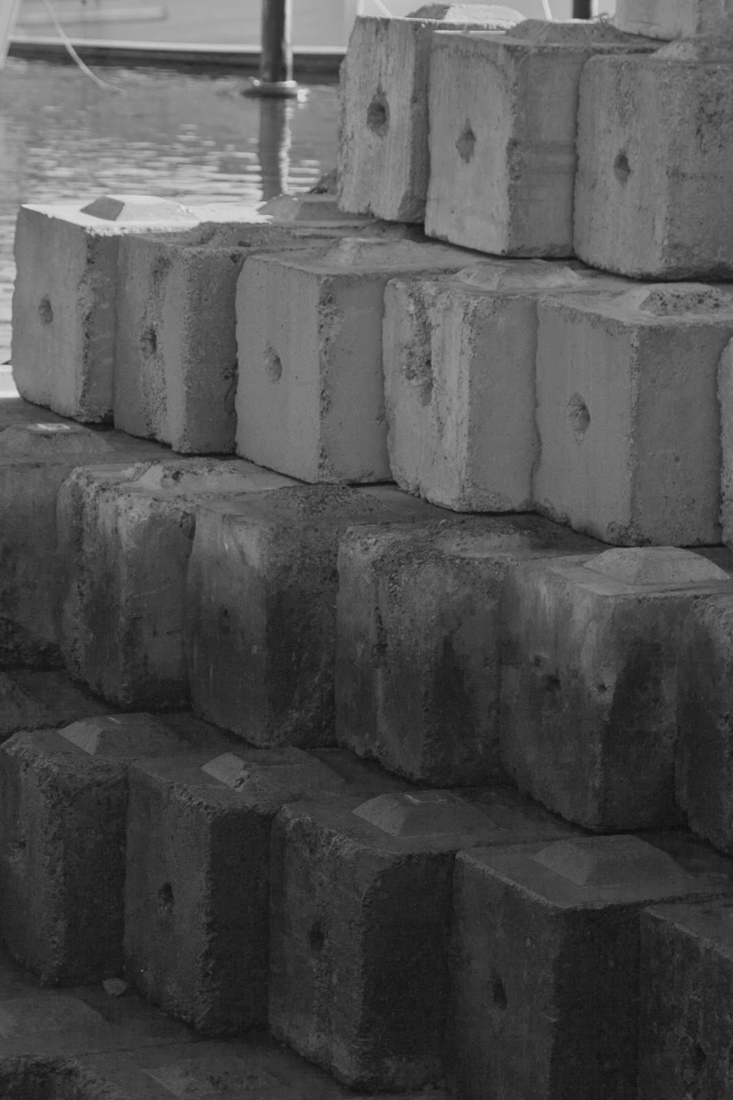 The Art of Photography: Exercise Horizontal and Vertical Lines