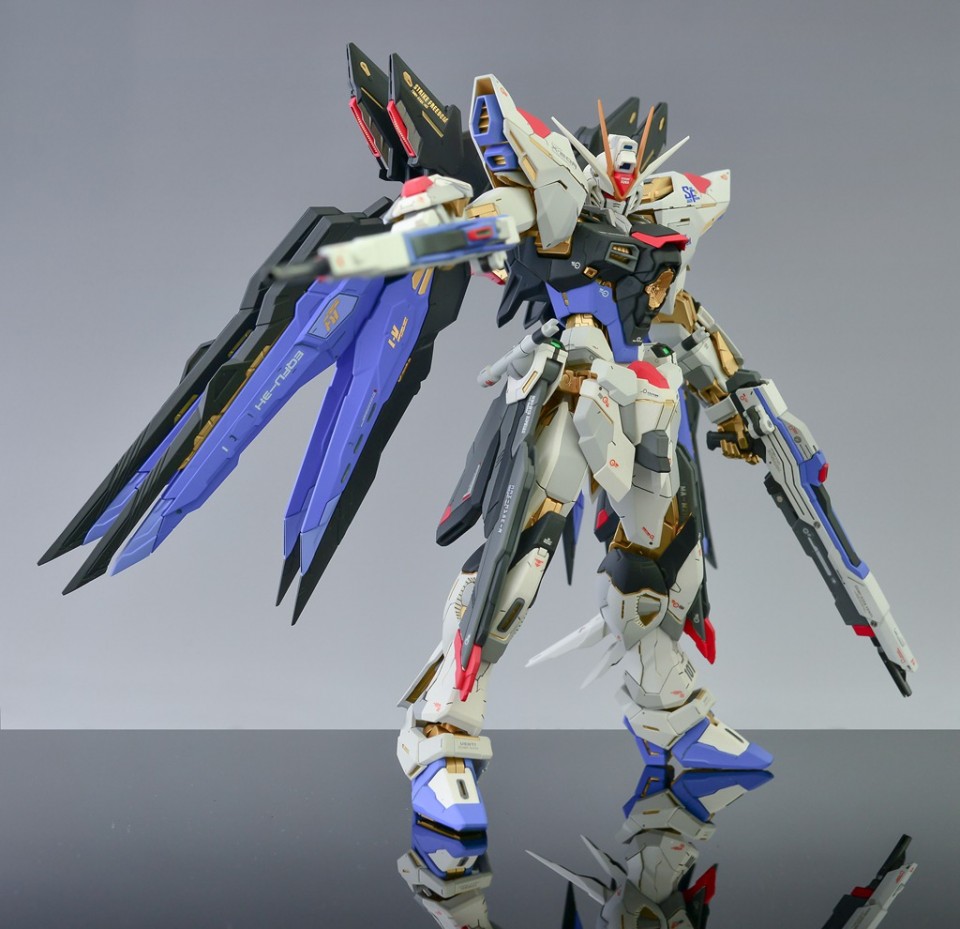GUNDAM GUY: MB Strike Freedom Gundam - Painted Build