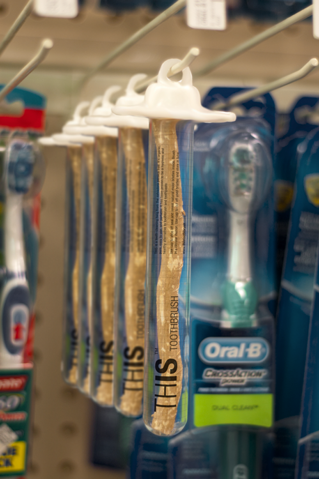 This Toothbrush (Student Work) on Packaging of the World - Creative ...