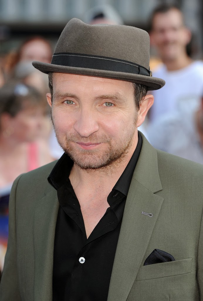 Snow White and the Huntsman Fansite The Enchanting Beauty: EDDIE MARSAN ...