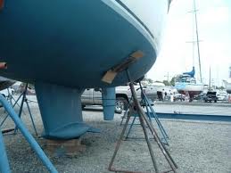 From Land to Live Aboard: Keels