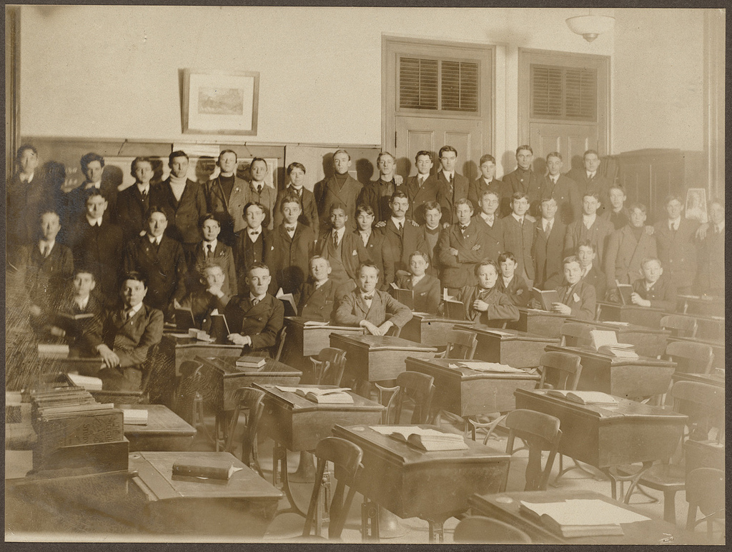 25 Rare Photos Show the Boston Public Schools in the Late 19th Century ...