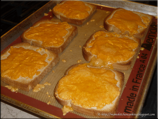Mom's Cafe Home Cooking: Open Faced Grilled Cheese Sandwiches