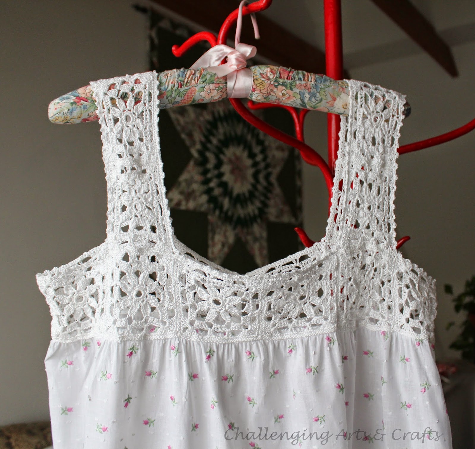 Challenging Arts & Crafts: the night gown project...