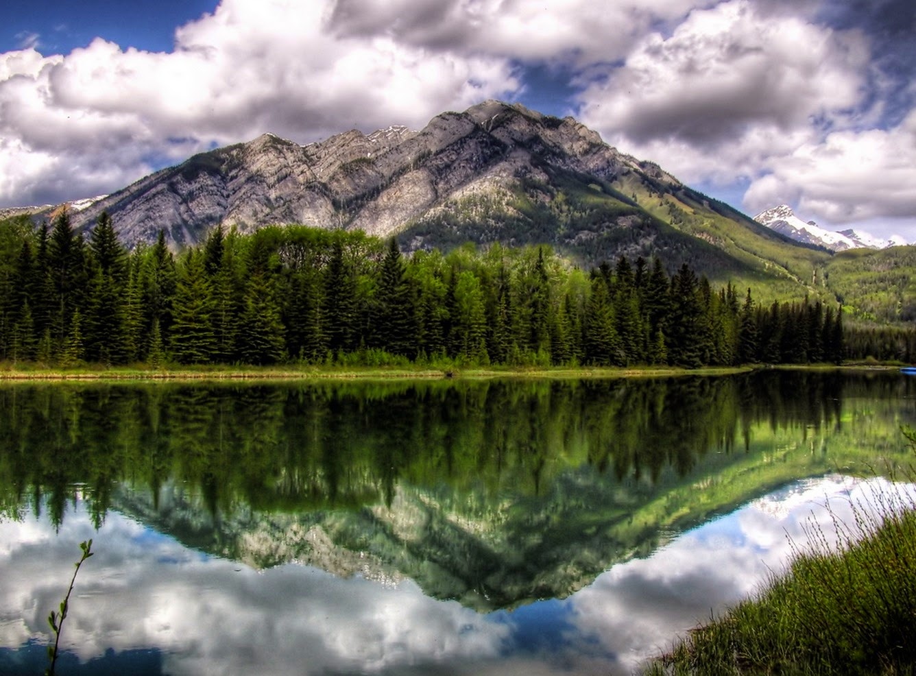 In These Award Winning Photographs You FEEL The Power Of The Mountains ...