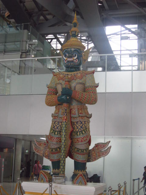 Tanat the Defiant: Staying True To Oneself: Guardian Giants of Thailand ...