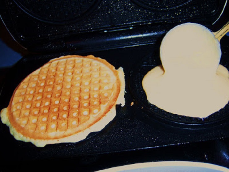 Italian Pizzelle Waffle Cookie | What's Cookin' Italian Style Cuisine