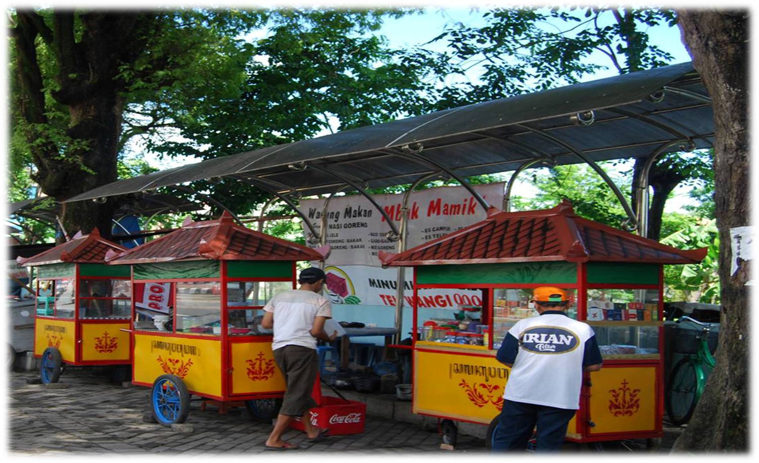 PLANARCHIE: How street vendors and urban planners can work together