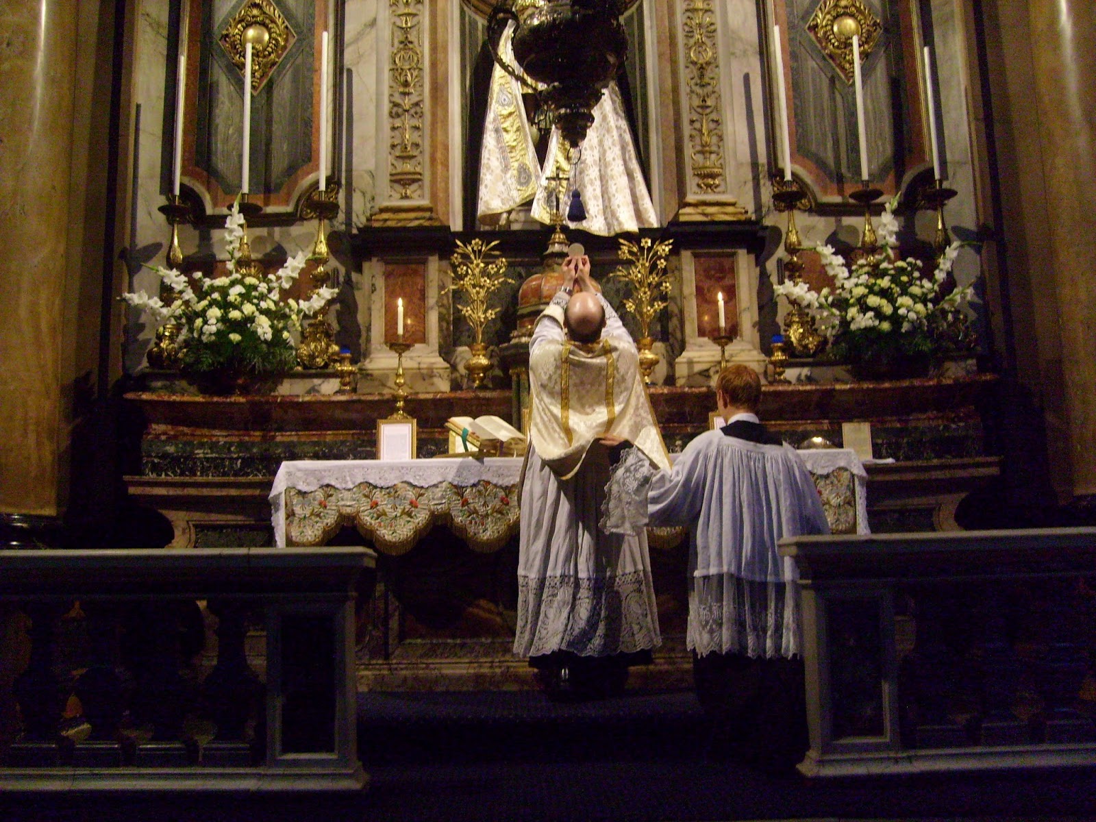 Latin Mass Society: Birmingham: 'Private' Masses