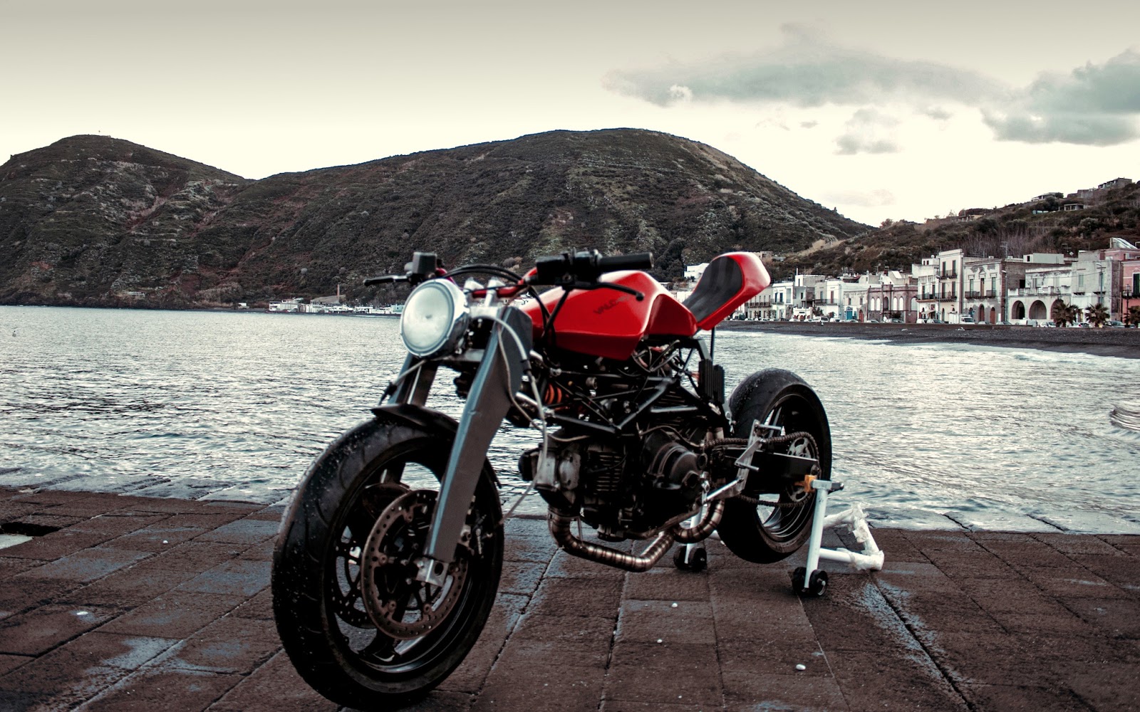 Valkyrie - Inazuma café racer