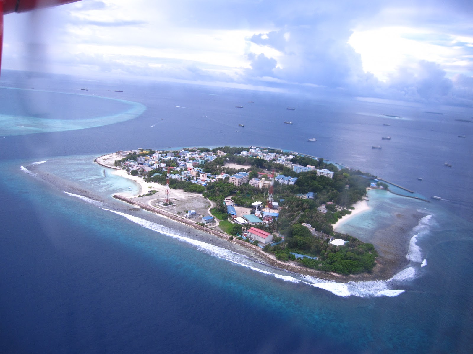 Cybercaptain: In Maldives