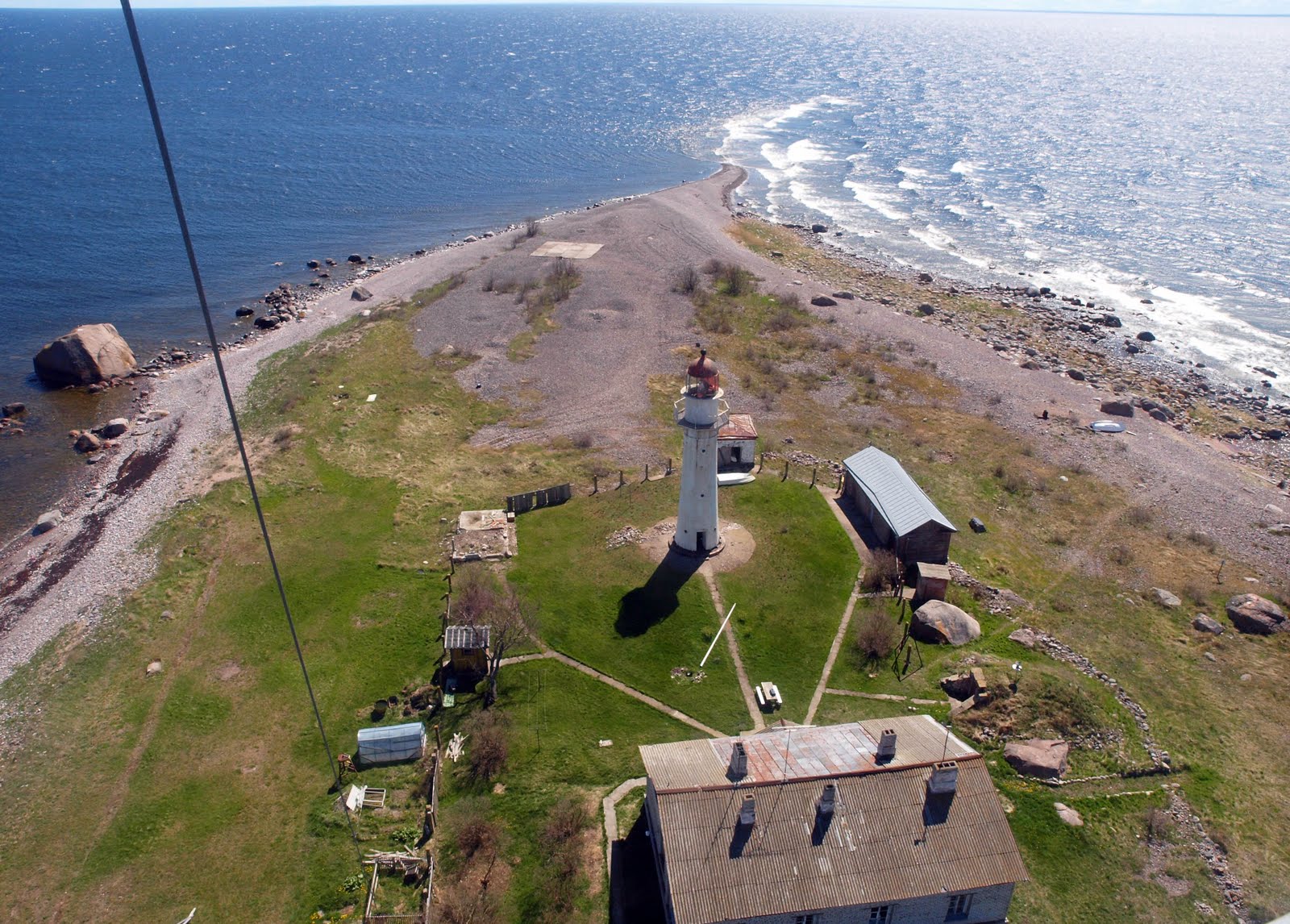 La donna è mobile: Saarel