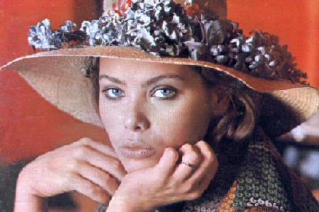 FOTONOVELAS / FOTOROMANZI: FRANCESCA ROMANA RIVELLI ( ORNELLA MUTI)