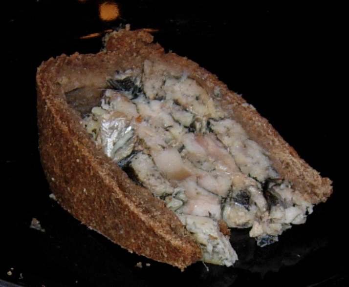 sauvajyvänen: Kalakukko