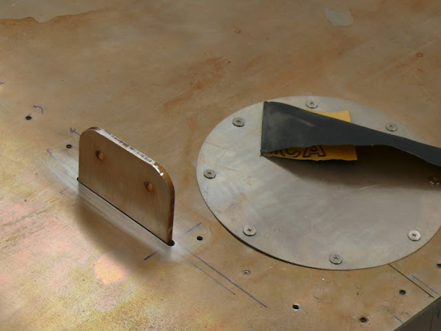 Flying Legend Tucano-R at Rylstone: Wing Hardpoints