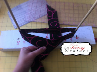 Teensy Couture: How to Make A Fabric Bow for Clothing