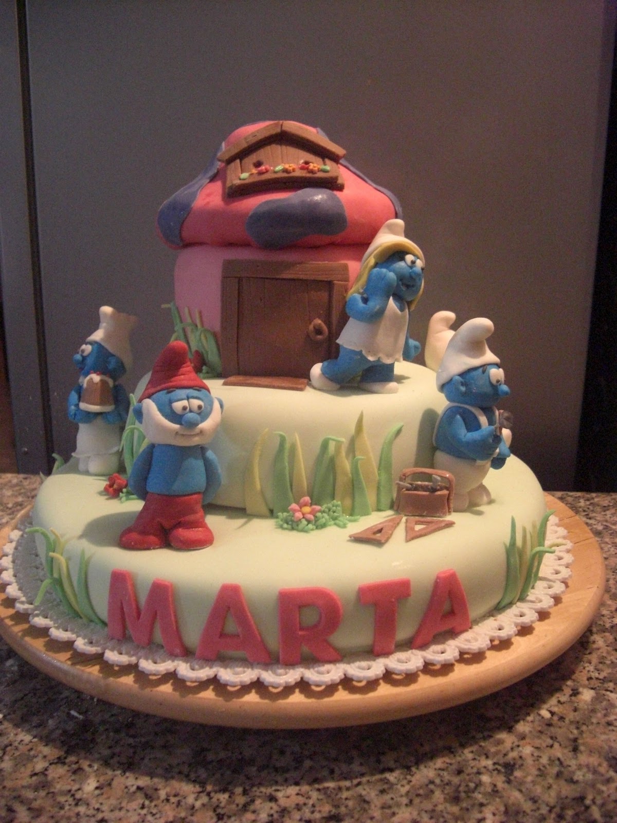 Elisa Giovannetti Cake Designer: Torta di compleanno: I puffi