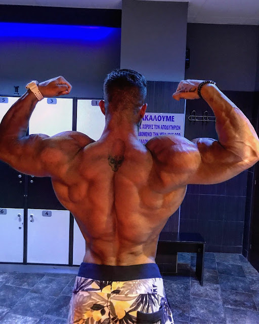 Muscle Lover: Greek Super-Heavyweight bodybuilder Thanos Alibakis