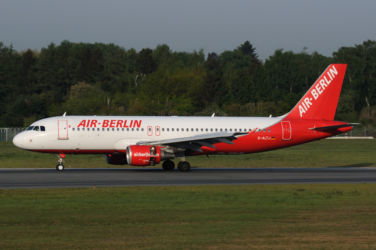 Airbus Hamburg Finkenwerder News: A320-214, Aviator Capital, 2-OSND ...