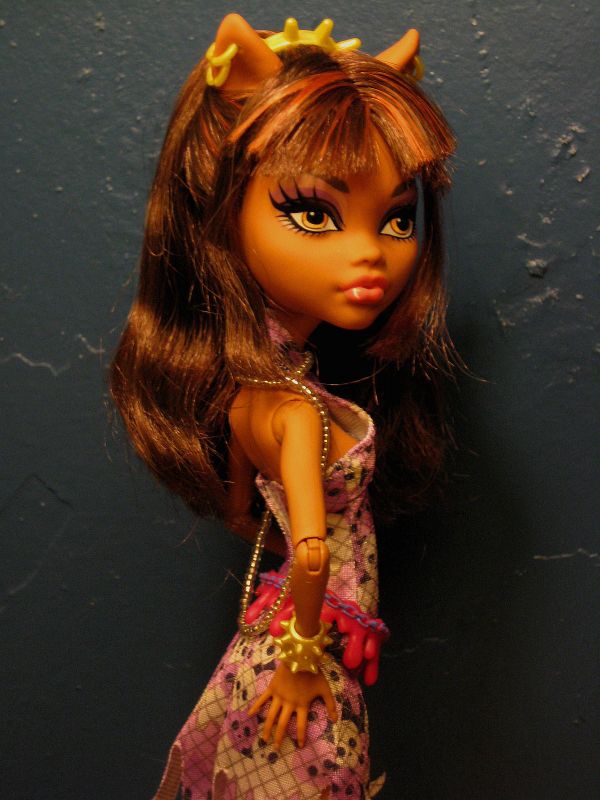 Voicething: Review: Coffin Bean + Clawdeen Wolf Playset
