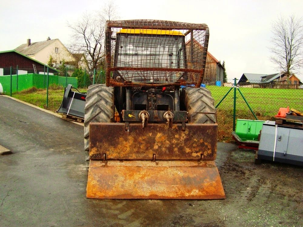 Tractor Forestier John Deere 2850 troliu dublu padure