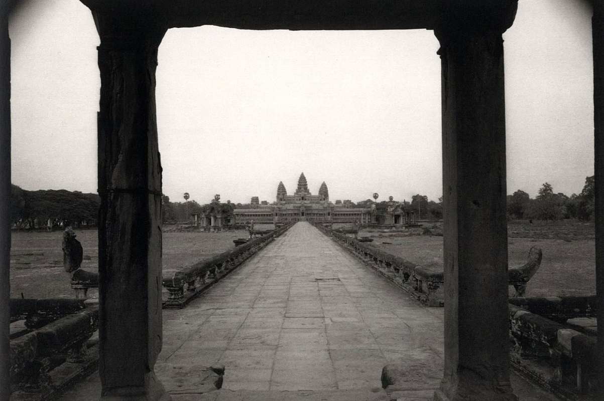 Los Grandes Fotografos: Kenro Izu (1949)