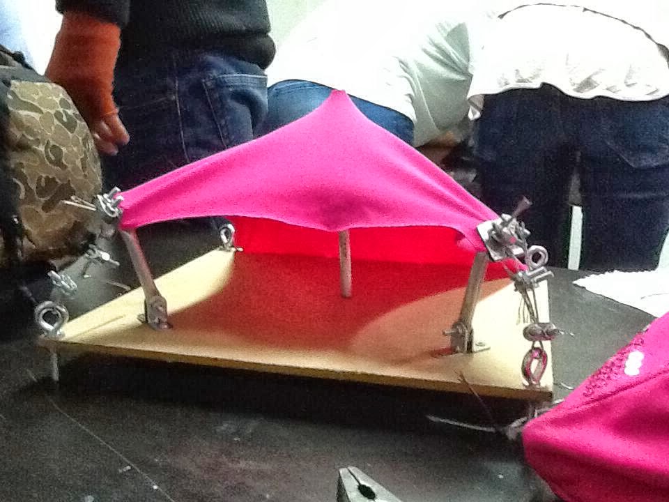 Modelos: Construcción y Estructura: Tenso estructuras