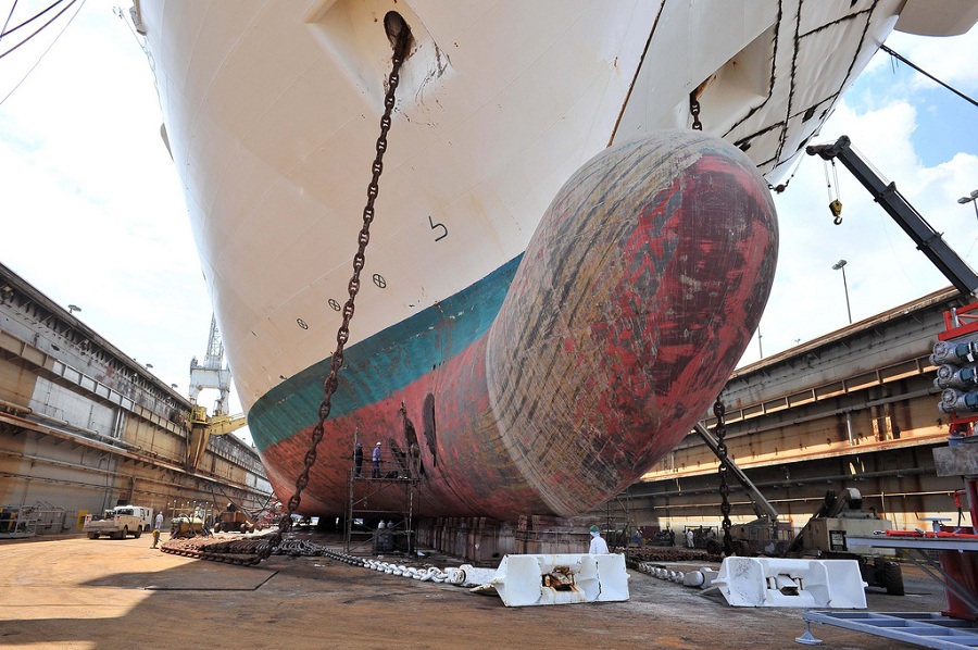 Economia del Mare: Grand Princess in Dry Dock