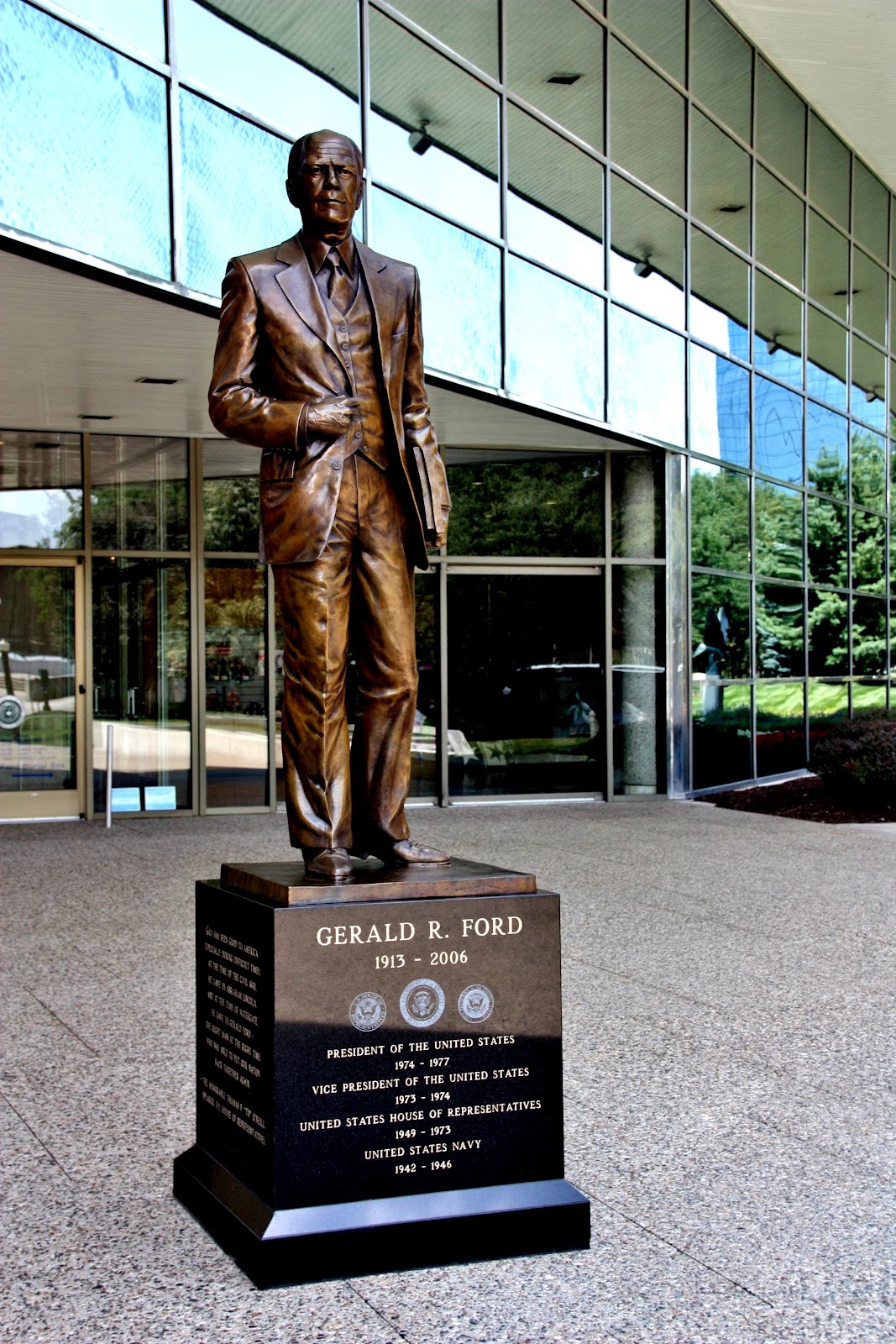 jerrysgloriasrvtravels: Gerald Ford Museum