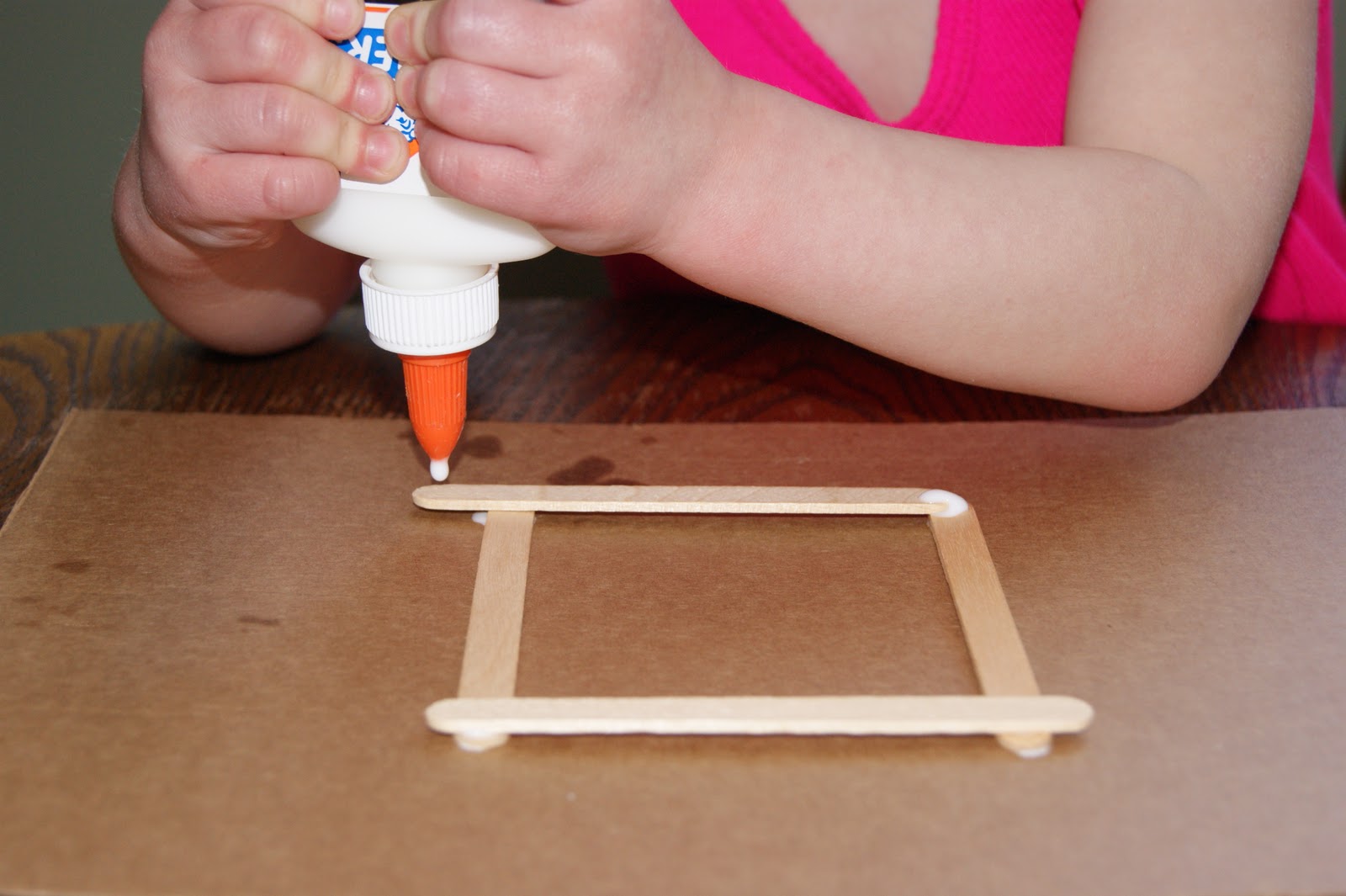 Raising Leafs: Make It Monday: Popsicle Stick Log Cabins