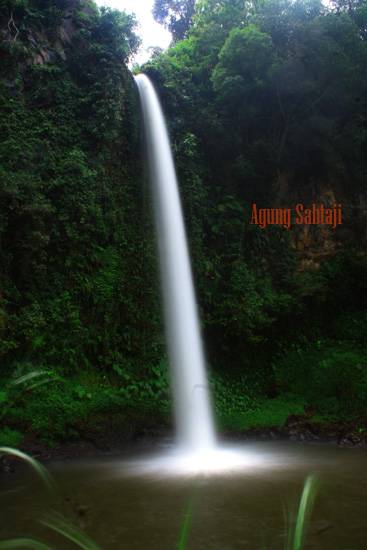 Agung Sabtaji: Explore Curug Bugbrug, Bandung