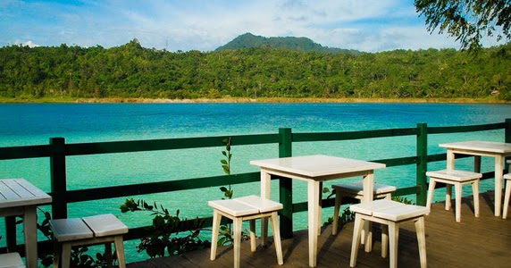 Danau linow Wisata Populer di Sulawesi Utara | Pesona Keindahan Alam ...