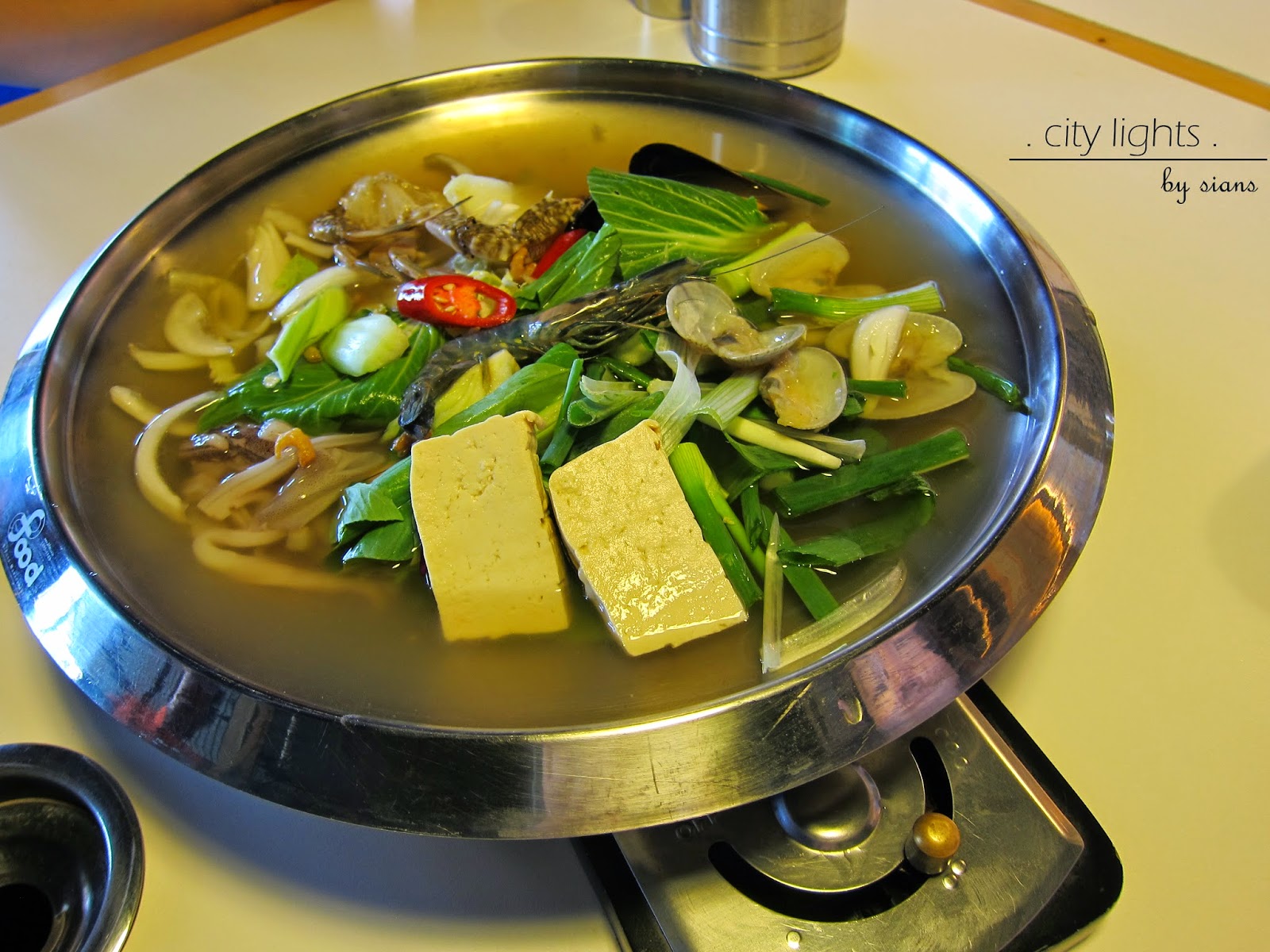 palsaik korean bbq at solaris mon't kiara | city lights