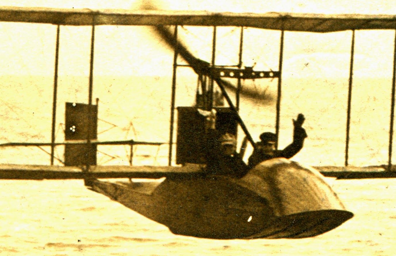 Vintage Air: First Airline Flight in America - 101 years later