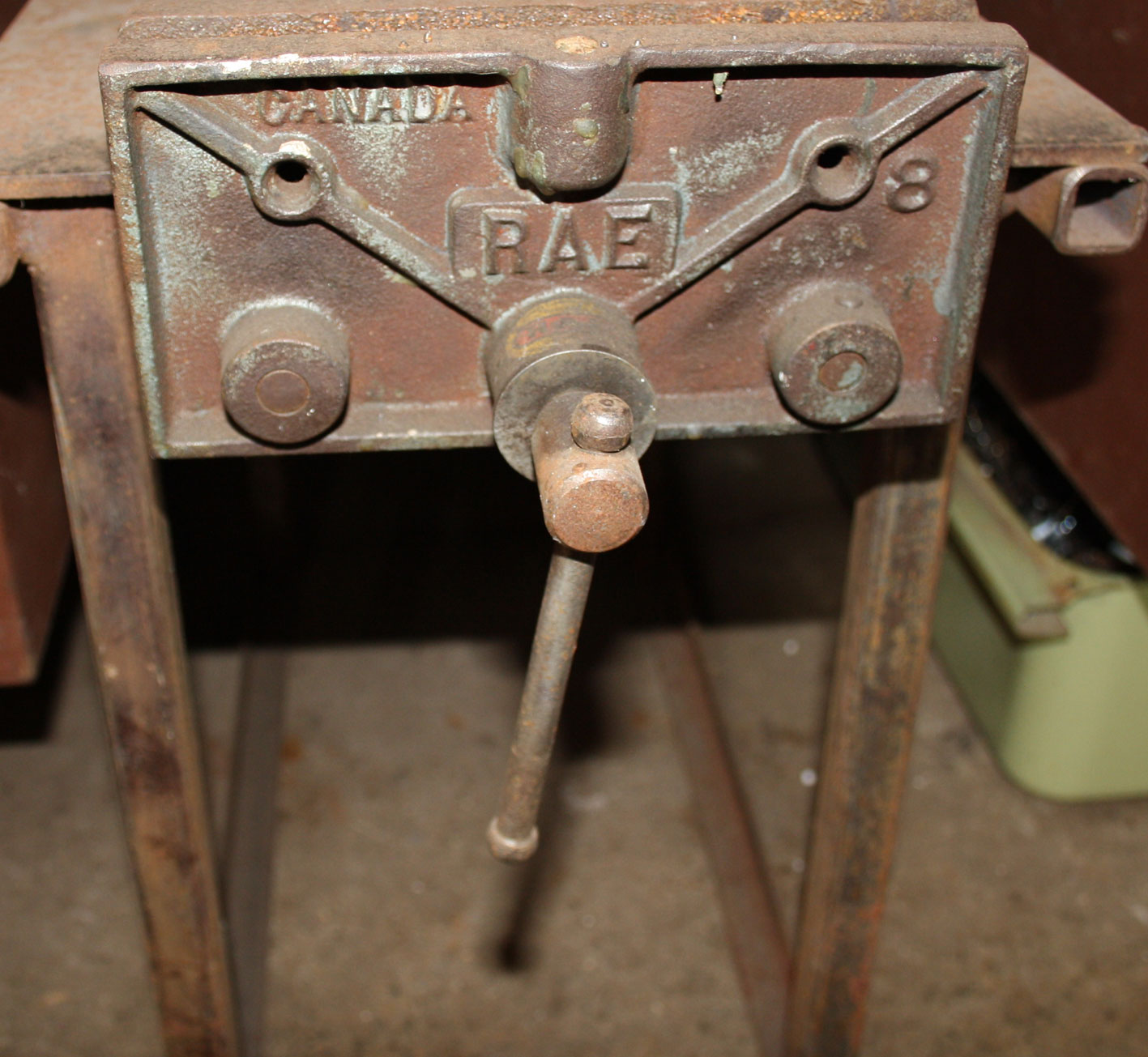 Wooden Shed Plans Do It Yourself: Plans to Making Woodworking Vise ...