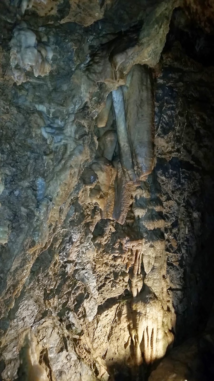 Xin's Lair: Painting Inspiration for Dwarven Forge Cavern Tiles