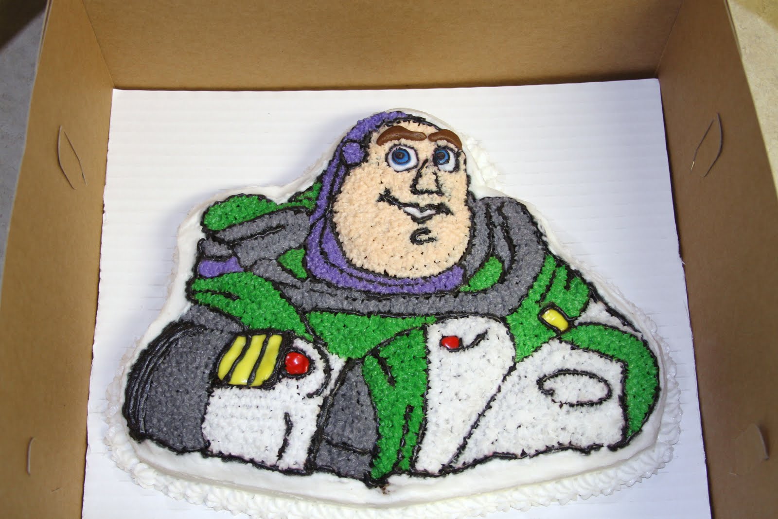 Michele Robinson Cakes: Buzz Lightyear Cake