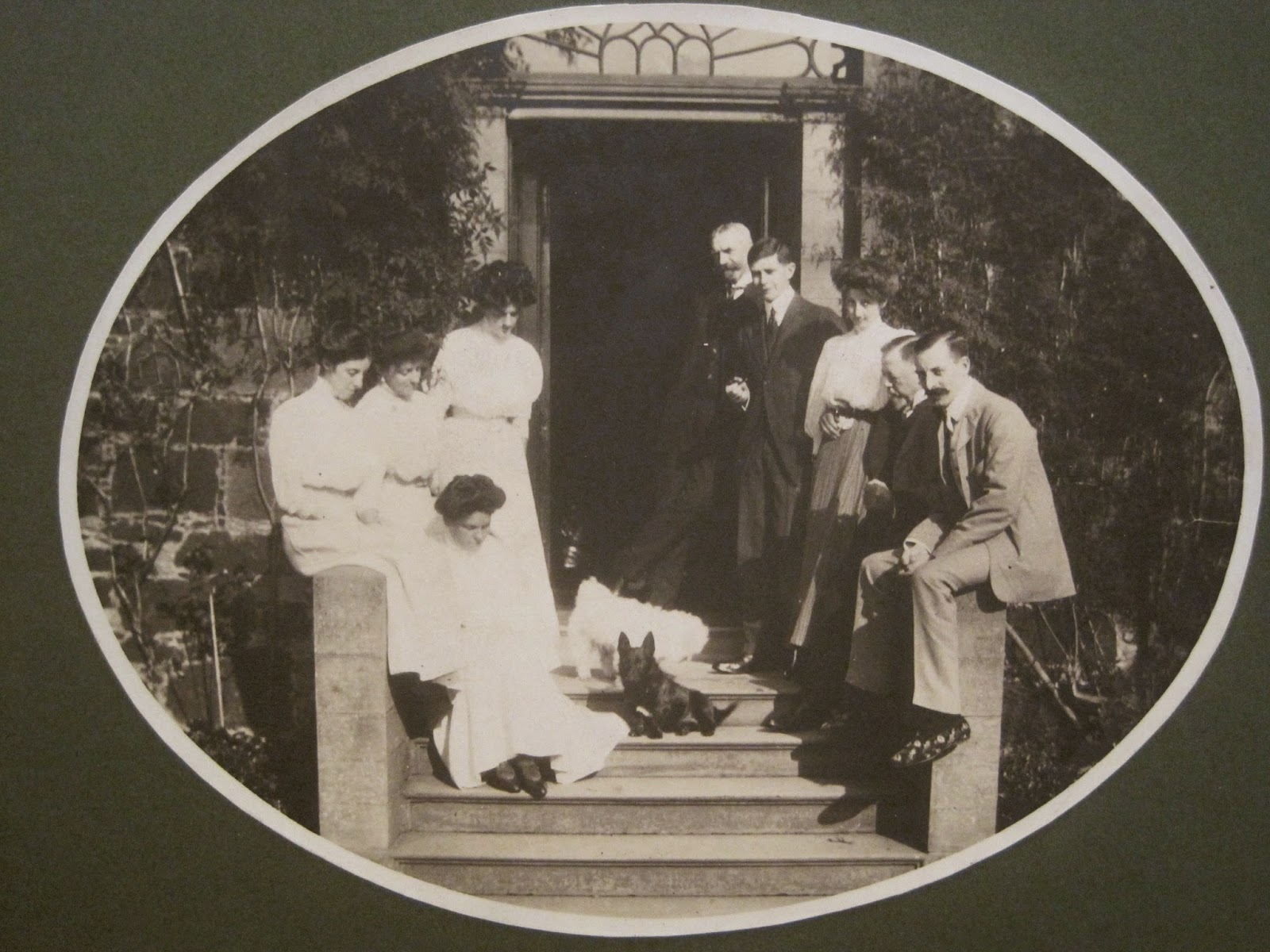 ArchMusicMan: May 2014