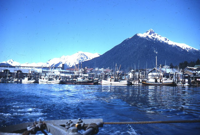 55 Wonderful Color Photos Captured Everyday Life of Alaska in the 1950s ...