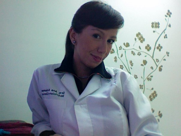 EQUIPO MEDICO NUTRICIONAL: Dra. Ana Adames & Dra. Esther Arrúe: mayo 2012