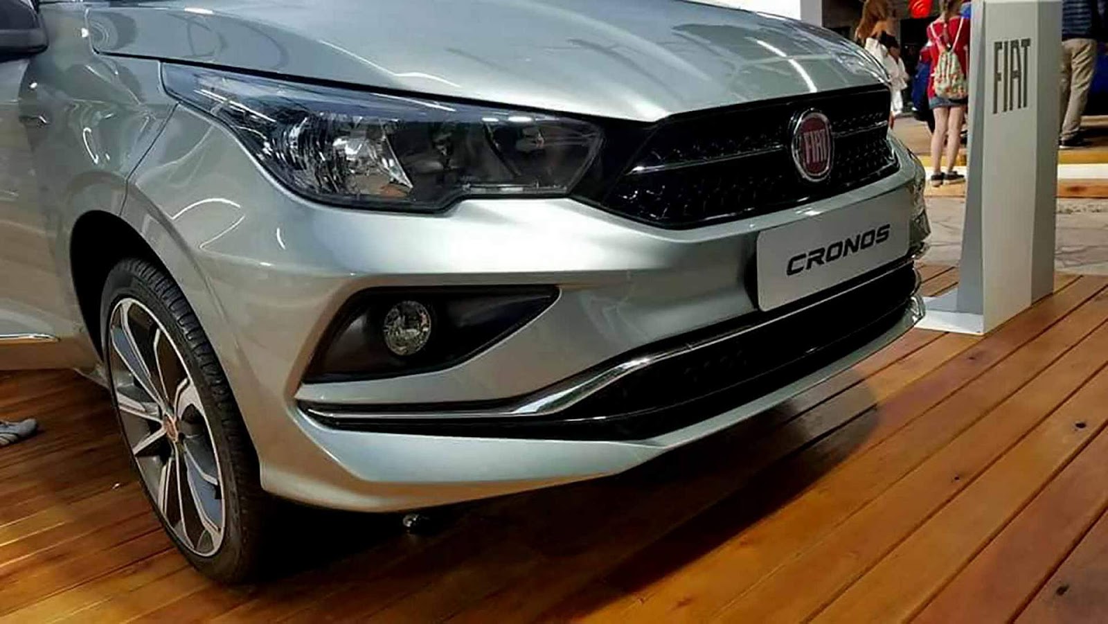 Fiat Cronos Precision é mostrado ao público na Argentina