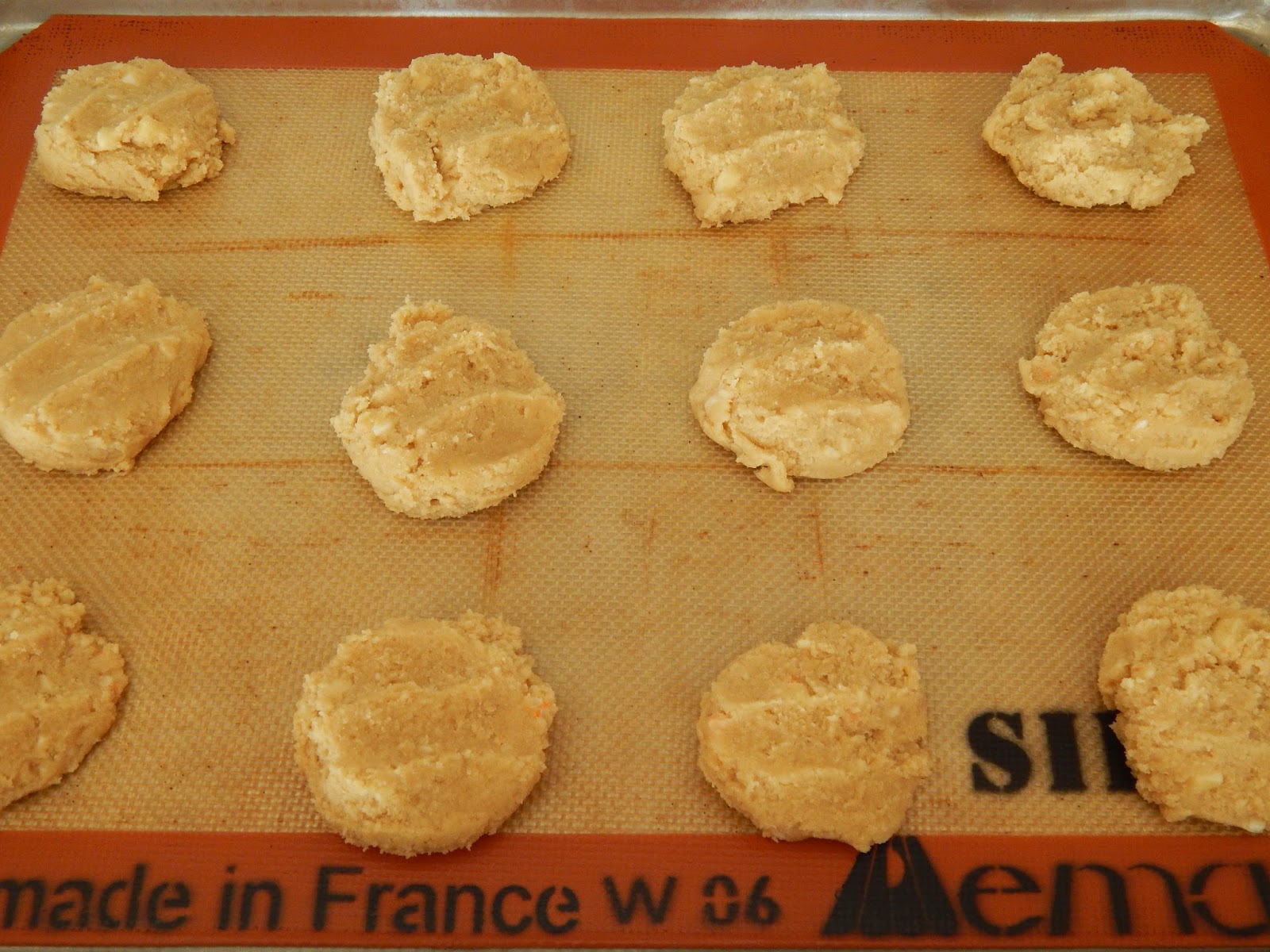 Kandy's Kitchen Kreations: Candy Corn Cookies