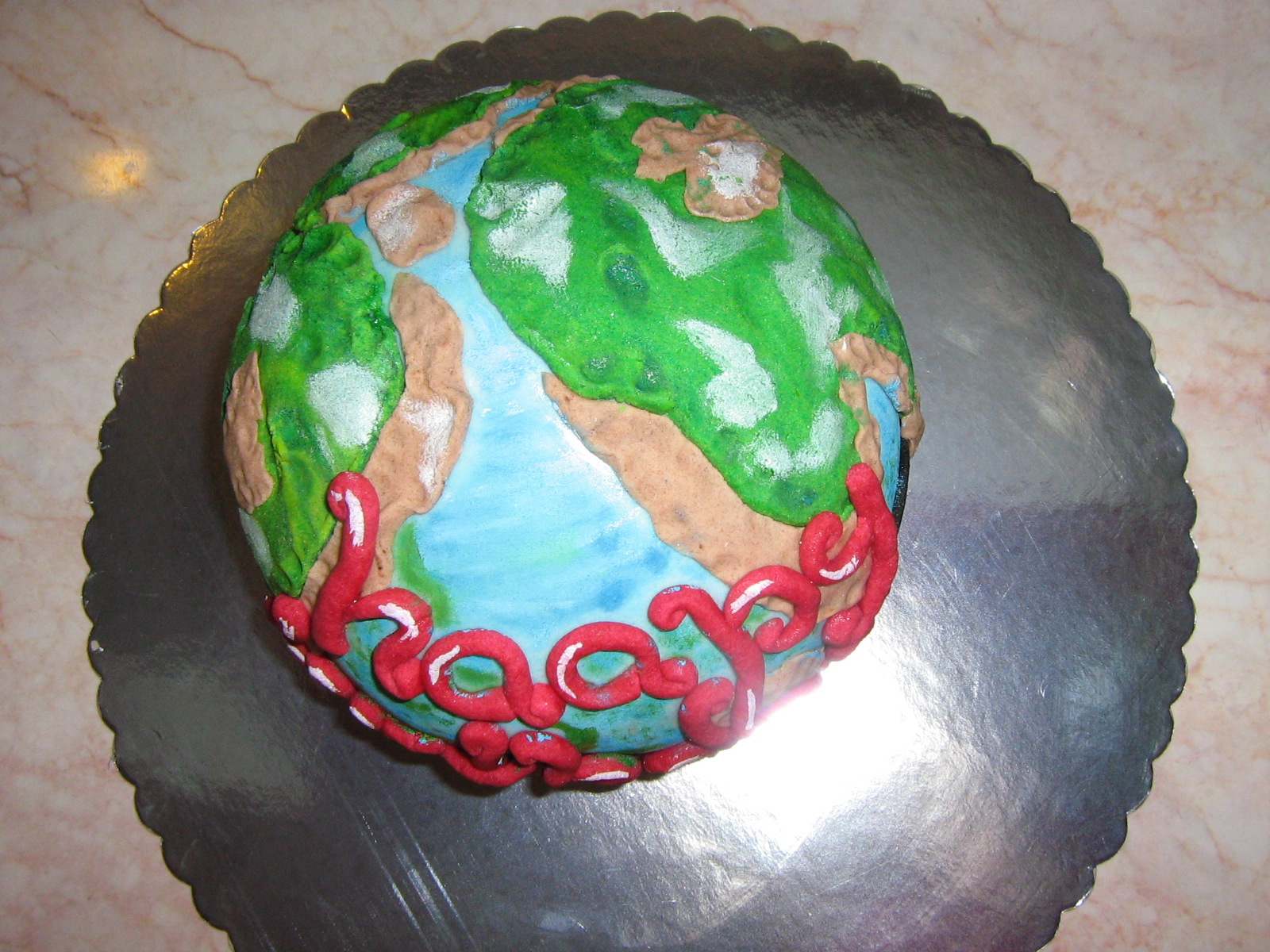 Torte i figurice za torte - Sneza: TORTA POLU LOPTA-POLU ZEMALJSKA KUGLA