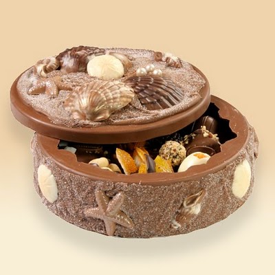 Amazing Chocolates With Chocolate Box - RAMS WORLD