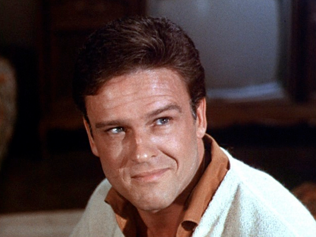 THE INVADERS: Episode 15: Moonshot - 4/18/67