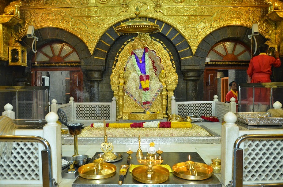 Sai Picture gallery: Video and pictures of the Palki yatra in Shirdi ...
