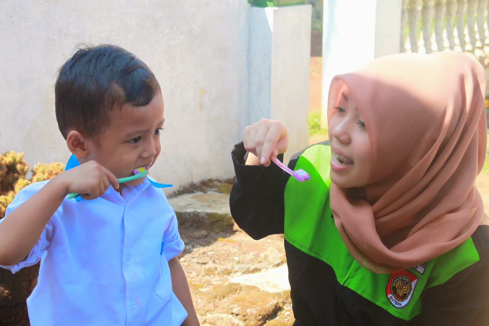 PENYULUHAN GOSOK GIGI YANG BENAR ~ DESA DLIMAS