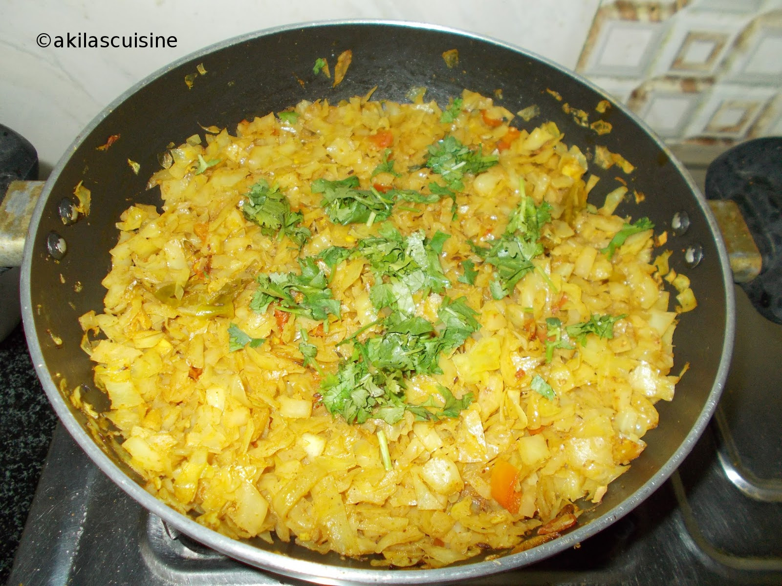 Simple Cabbage Sabzi | Gobi Sabzi