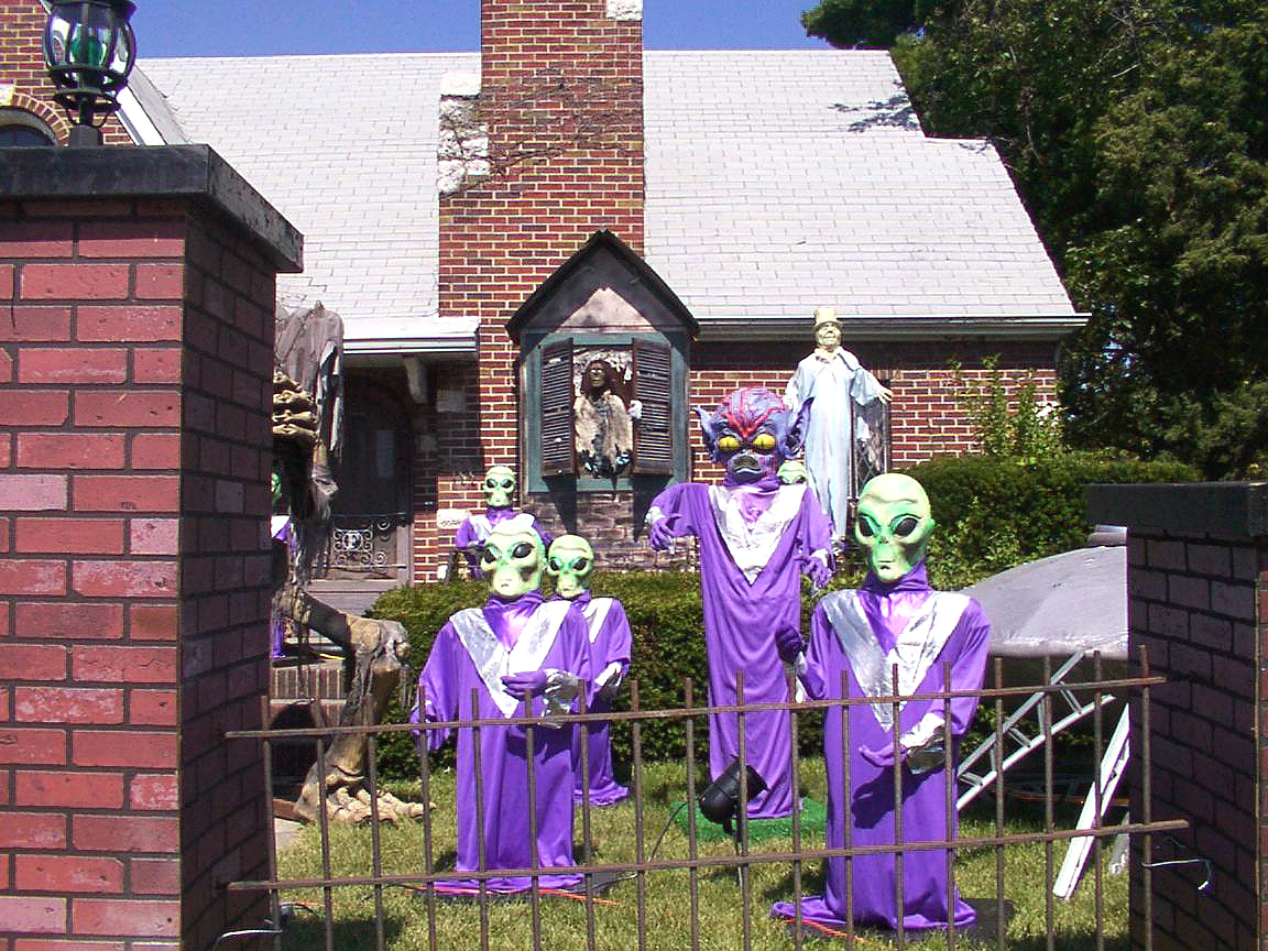 1000+ images about Alien Haunt ideas on Pinterest | Area 51, Aliens and UFO