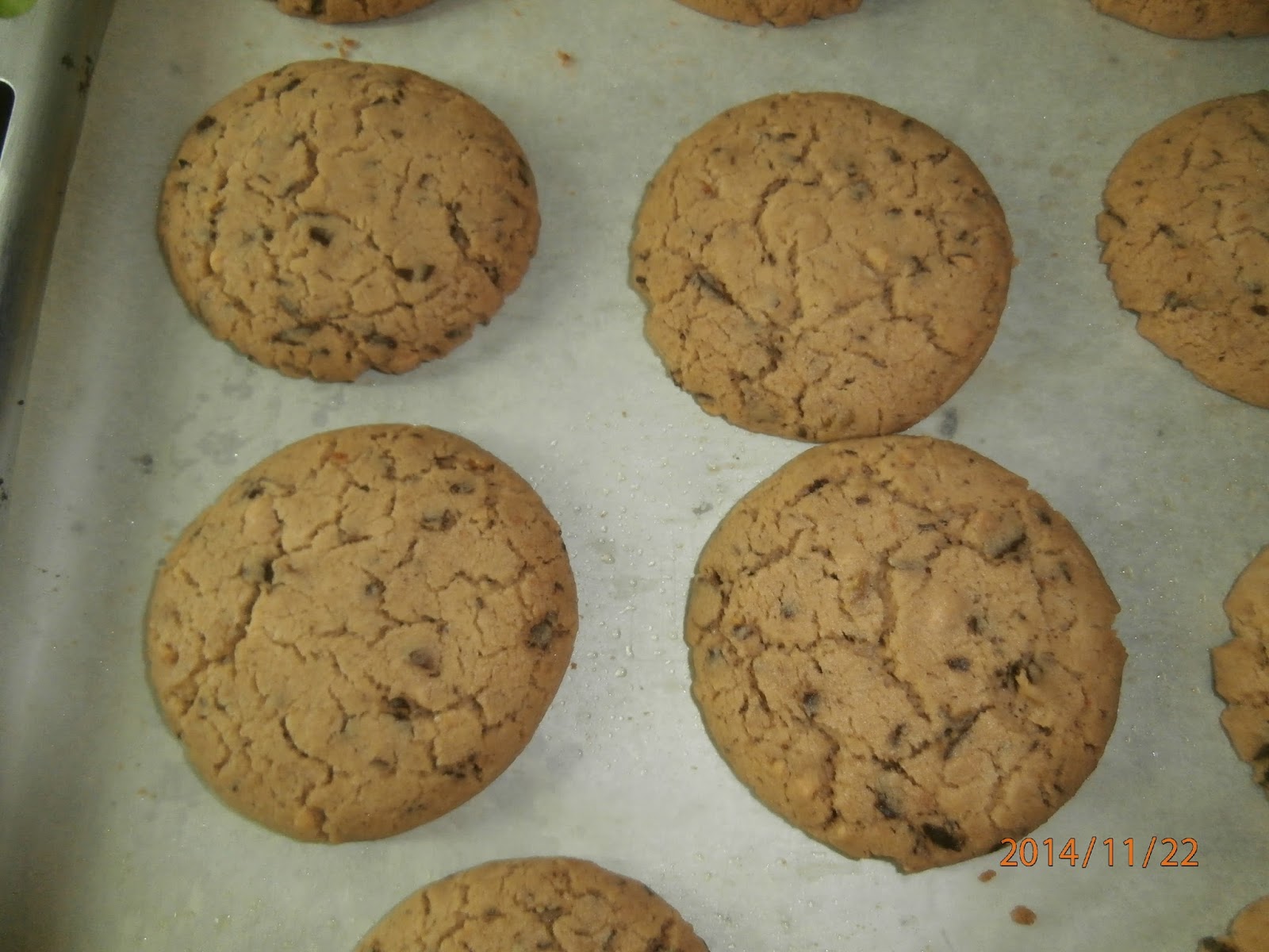 ΠΛΑΘΩ ΖΥΜΑΡΑΚΙΑ ΜΕ ΤΑ ΔΥΟ ΧΕΡΑΚΙΑ ..: Cookies Λεμόνι με σοκολάτα